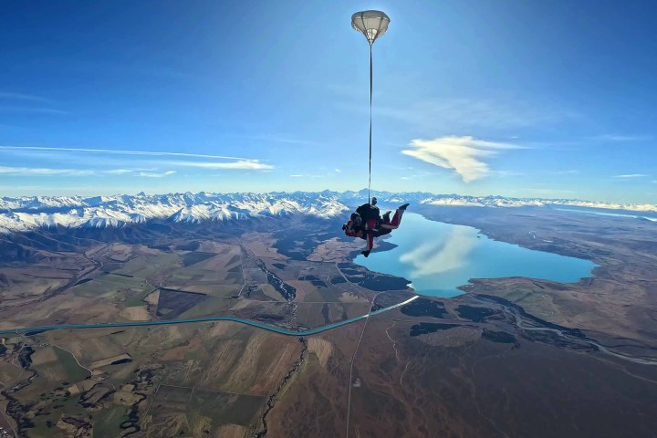 Mount Cook Experience Combo | Ski Plane, Helicopter and Skydive